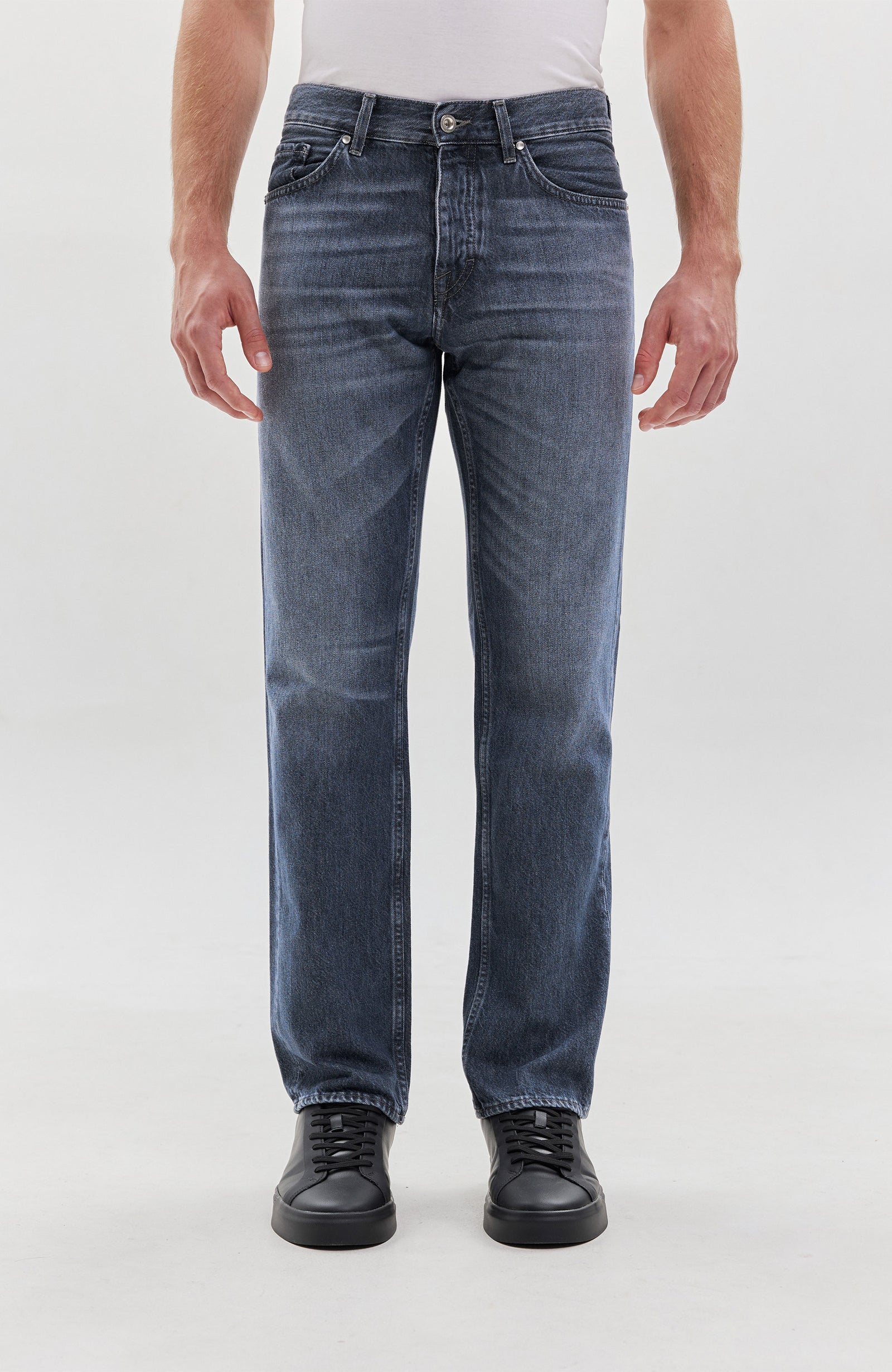 Best Denim Trends For Men 2025