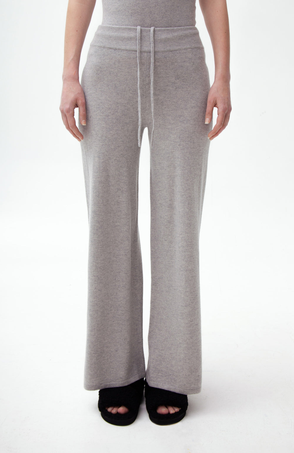 Relaxed-fit cashmere trousers MARLO - Shop Online at BEIGE | BROWN